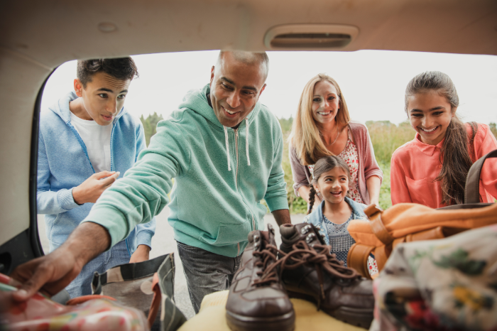 bp-family-unpacking | Swack Vacations